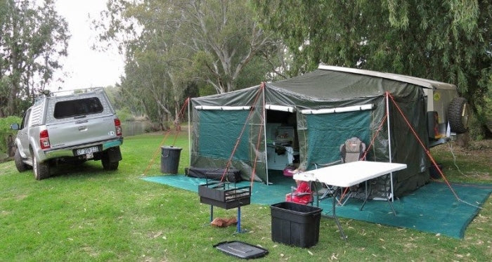 Kavango Tec Caravan Sleeps 4, 2530lbs– Off Grid Trek